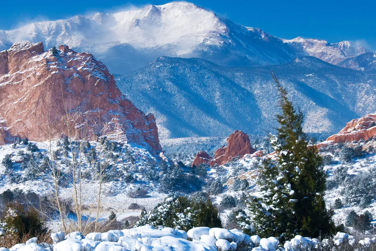 Pikes Peak Travel Guide: 10 Must-Know Tips for Your Trip